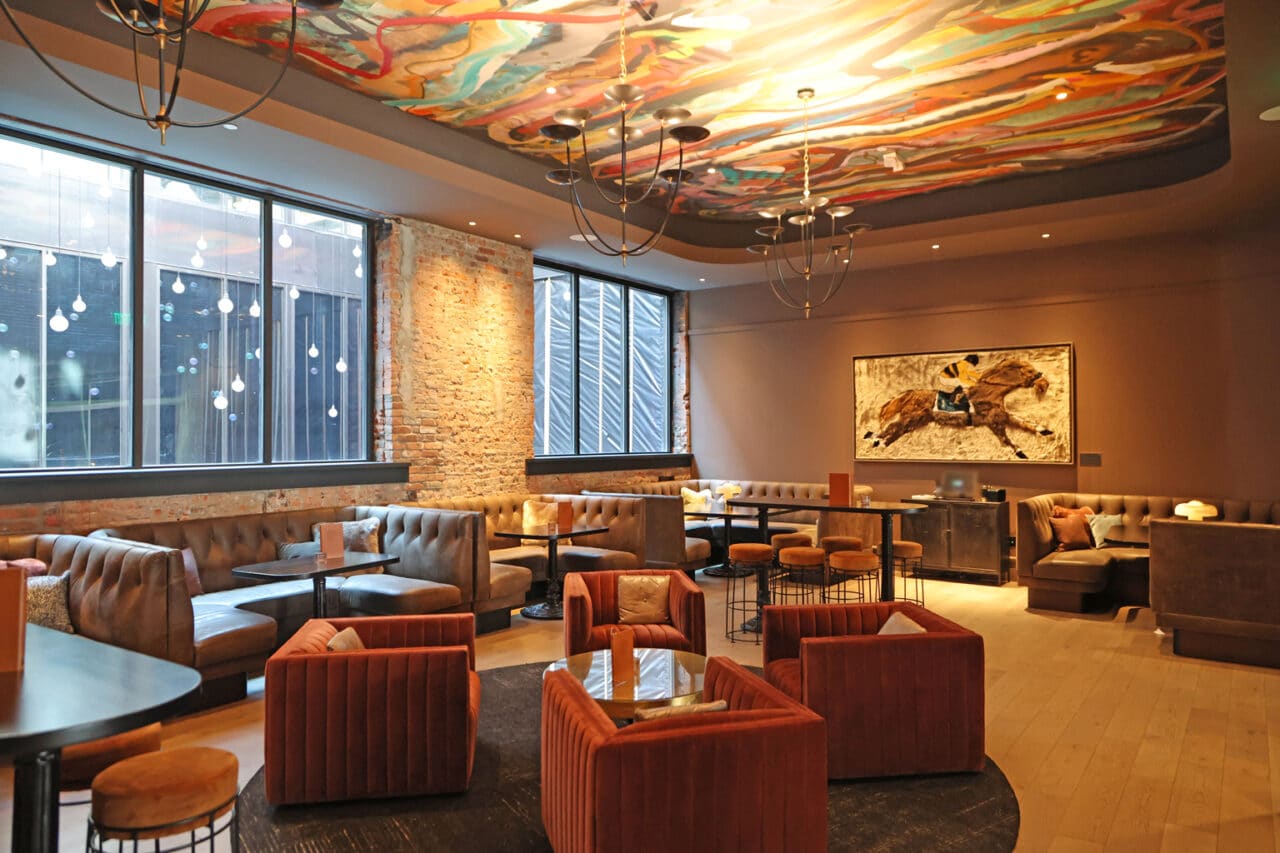 knowledge bar & social room Inquiry | Hotel Covington