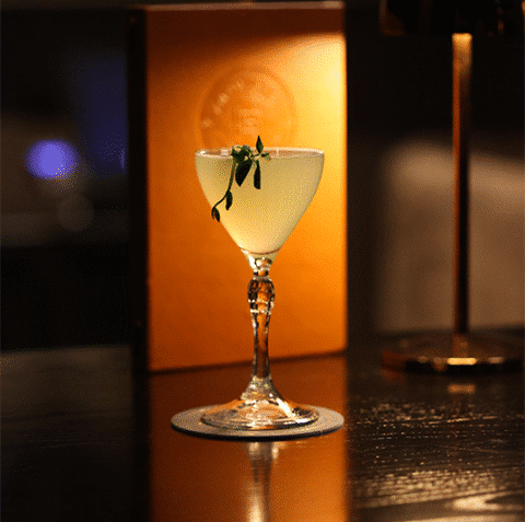 Knowledge Bar & Social Room | Hotel Covington